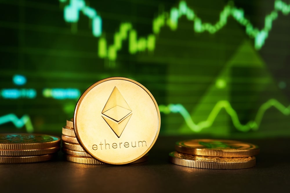 XRP vs Bitcoin: Which is the Better Investment? A side-by-side ...